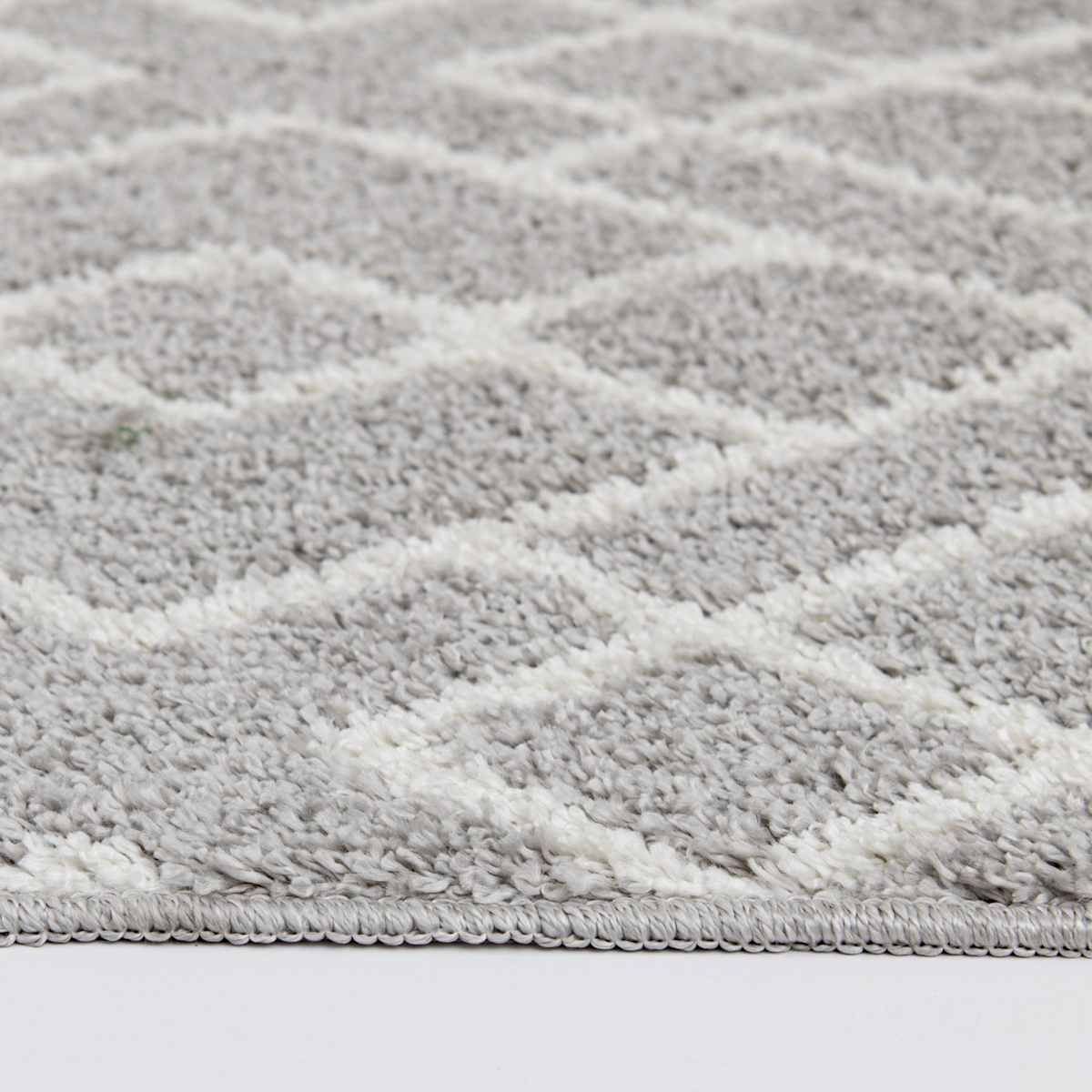 (D558) Salinas Grey & White Diamond Design Runner, 2x7