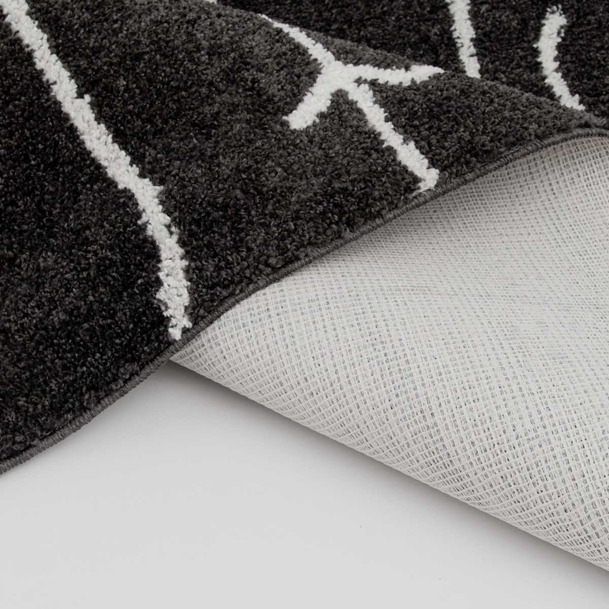 (D557) Mirabella Grey Area Rug, 5x7