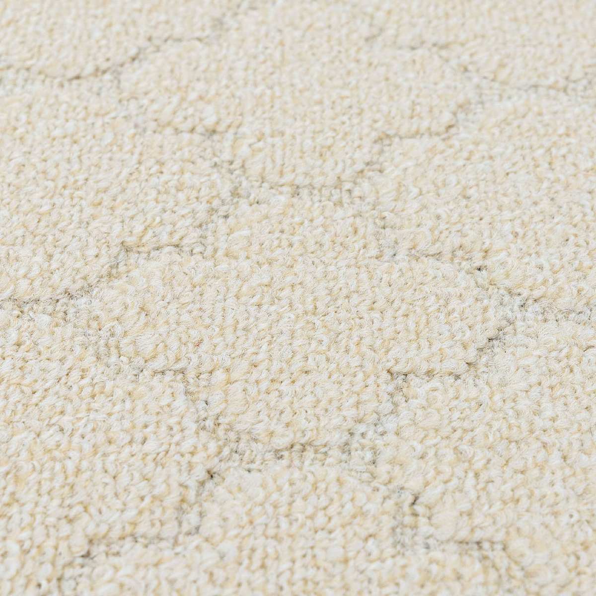Stella Cream Quatrefoil Washable Tufted Accent Rug 30x48 | At Home