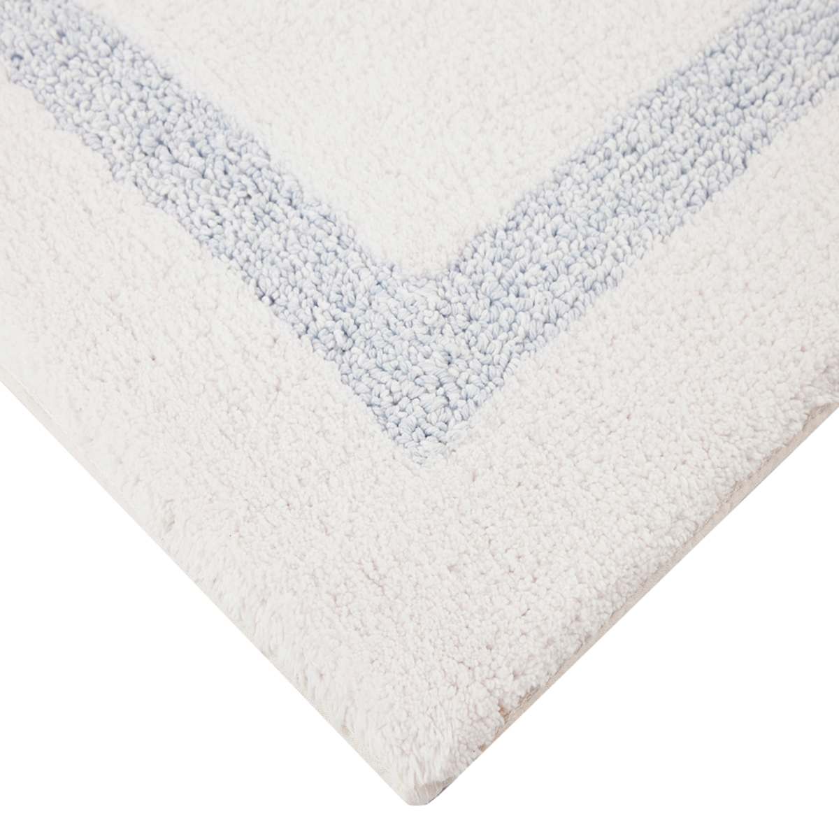 Providence Racetrack Light Blue Bath Rug, 20x30