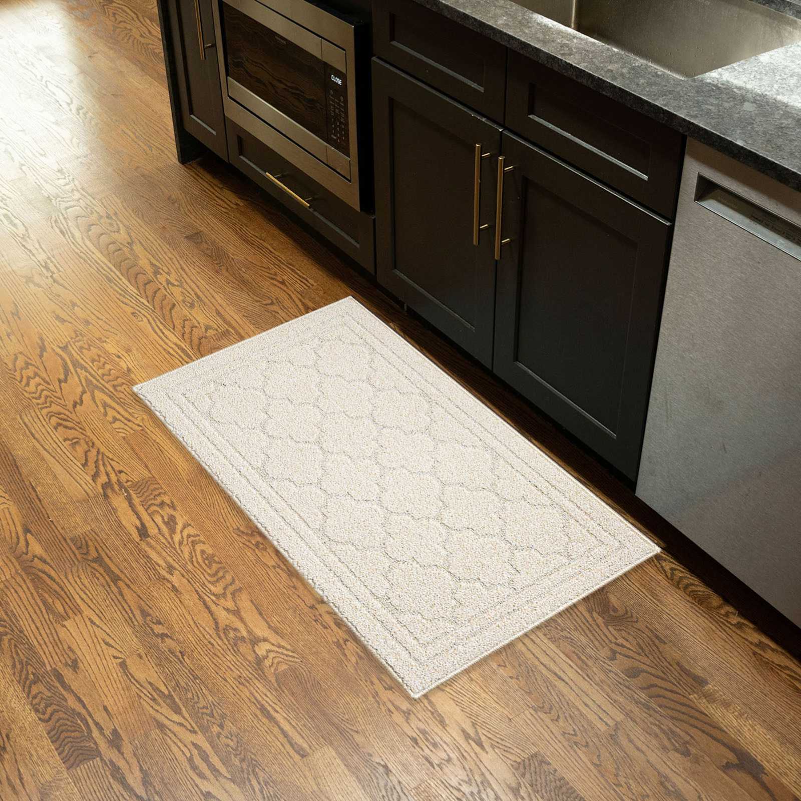 Stella Cream Quatrefoil Washable Tufted Accent Rug 30x48 | At Home