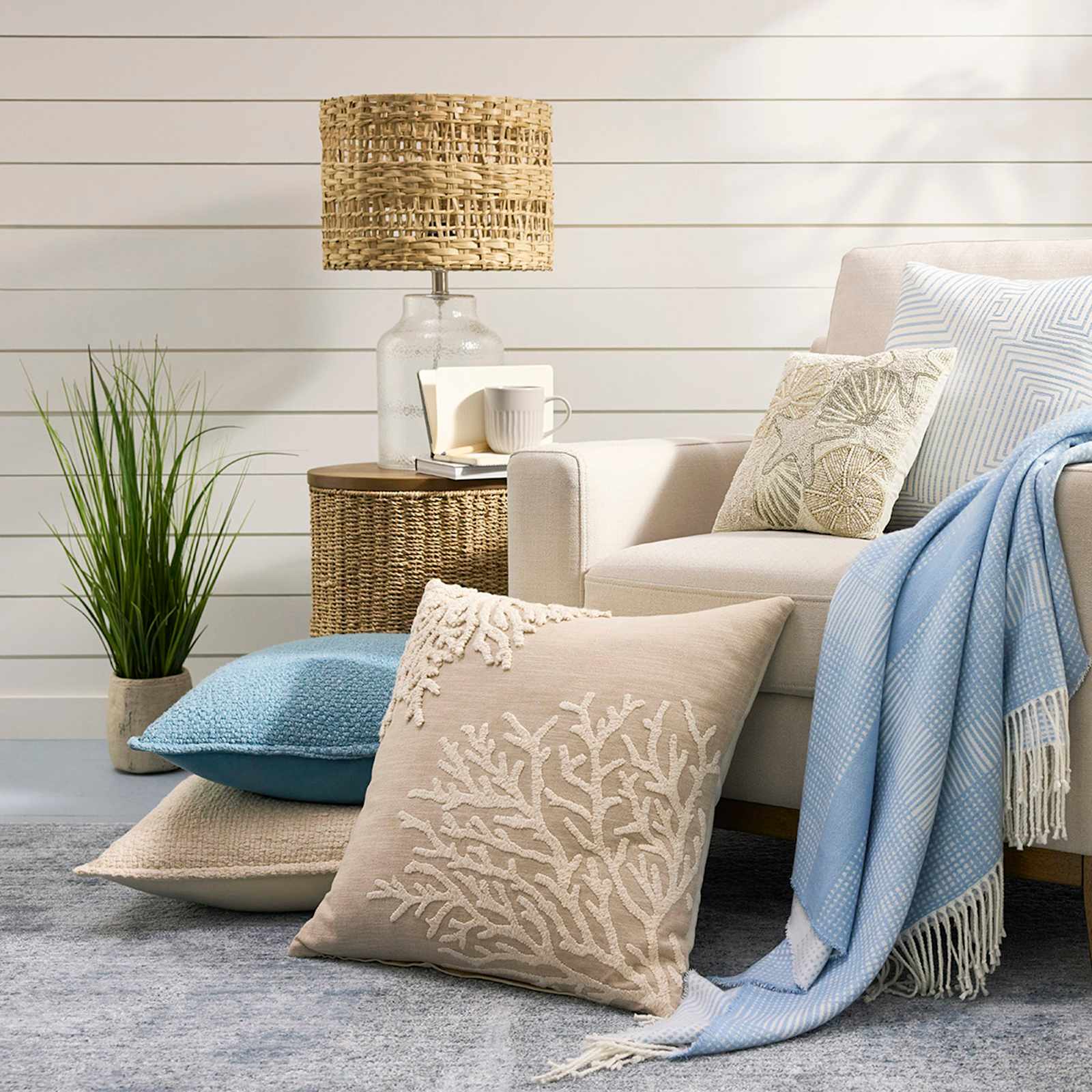 Ty Pennington Grass Bundle with MGO Vessel, 30"