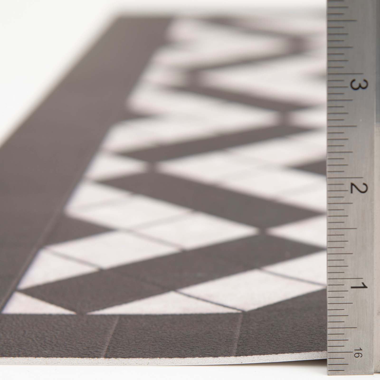 Vinyl Black/White Runner 2x5 | At Home