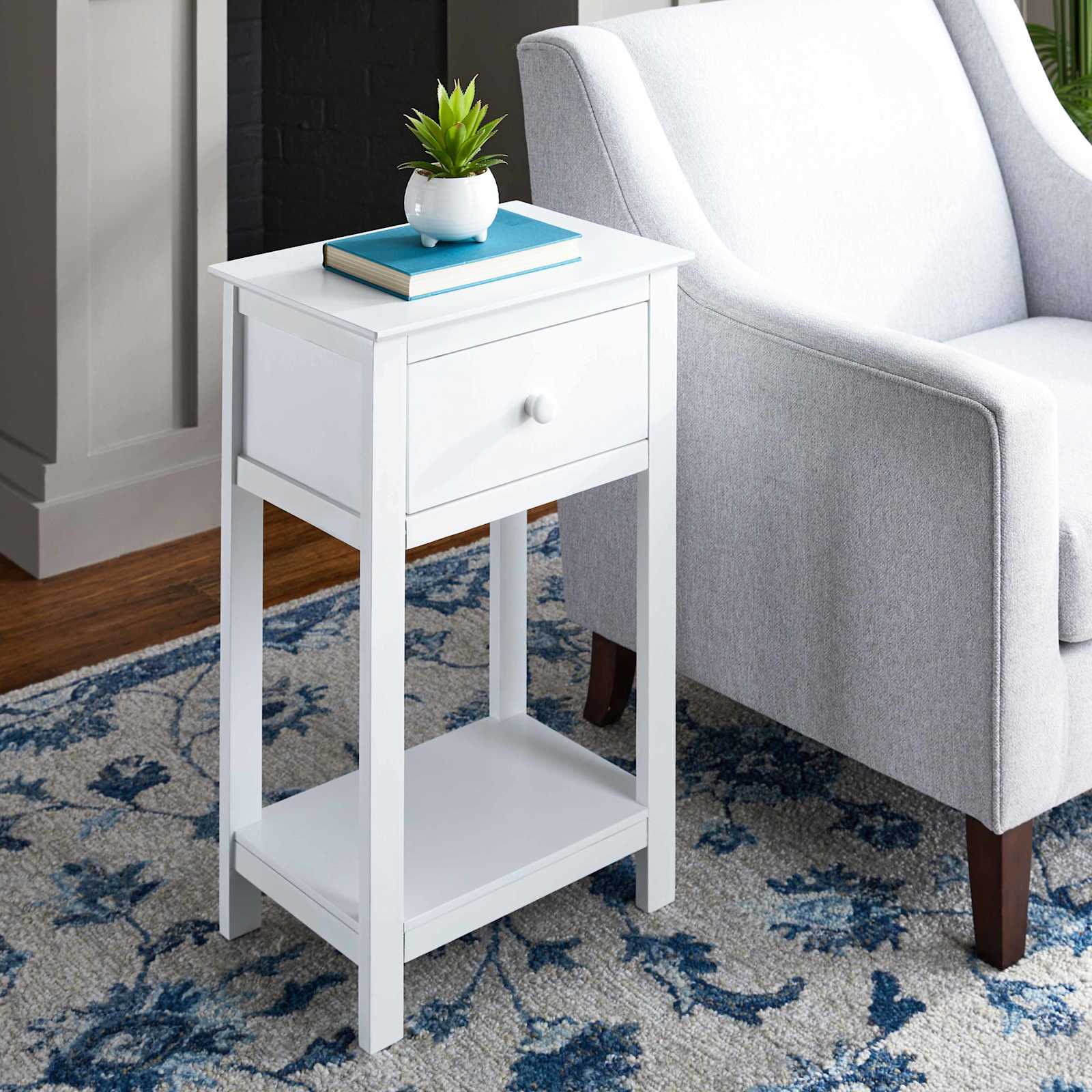 Thomas Accent Table White | At Home