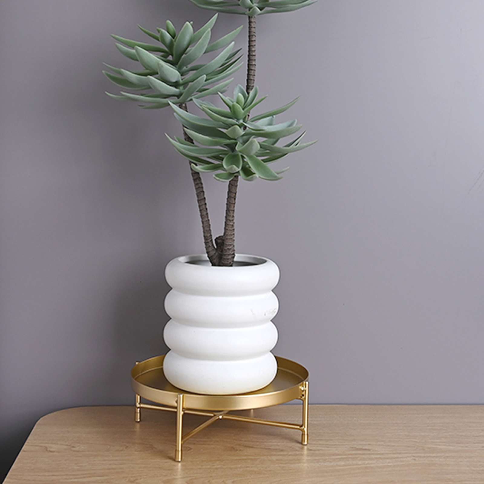 Gold Metal Plant Riser, 9"