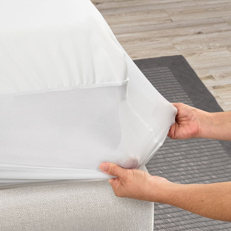 Basic Waterproof Mattress Protector, Twin