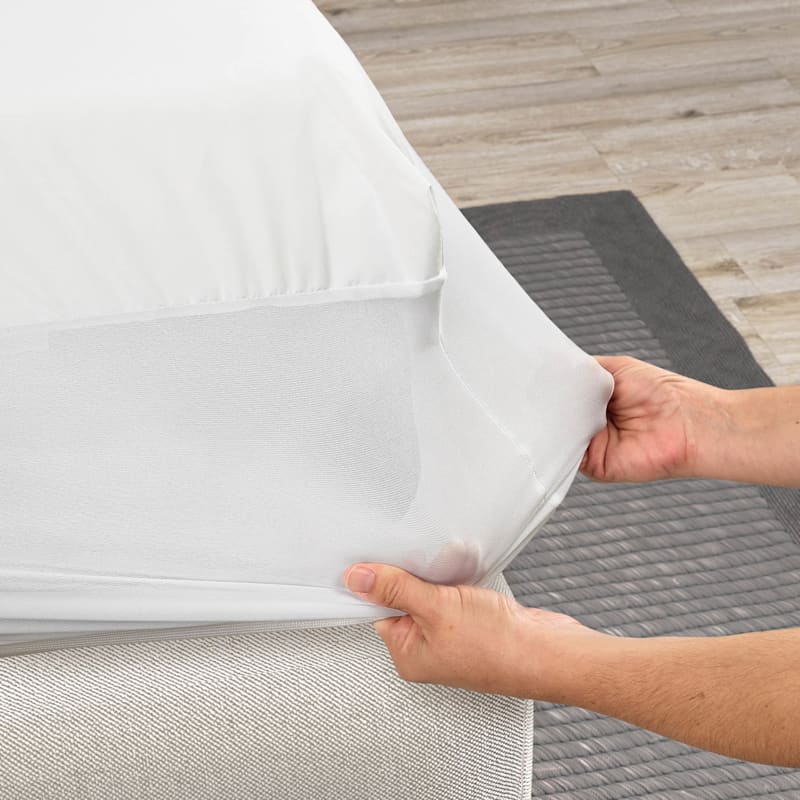 Basic Waterproof Mattress Protector, Full