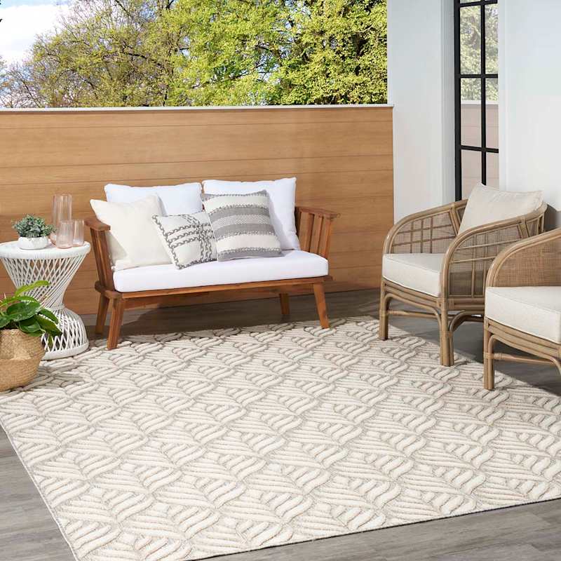 (E526) Ivory & Silver Leaf Outdoor Area Rug, 5x7