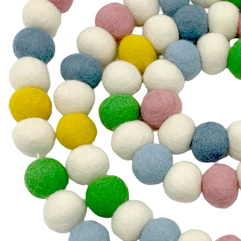 72INCH MUTLI COLORED CORE EASTER GARLAND